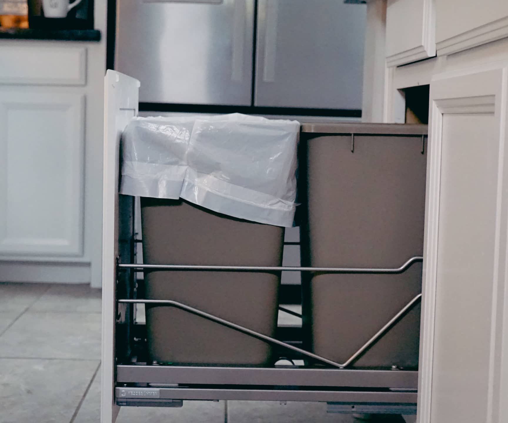 Kitchen Cabinet Trash Can Pull Out - ALL ORGANIZED